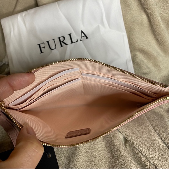 Furla | Bags | Nwt Furla 0 Leather Envelope Zip Wristlet | Poshmark